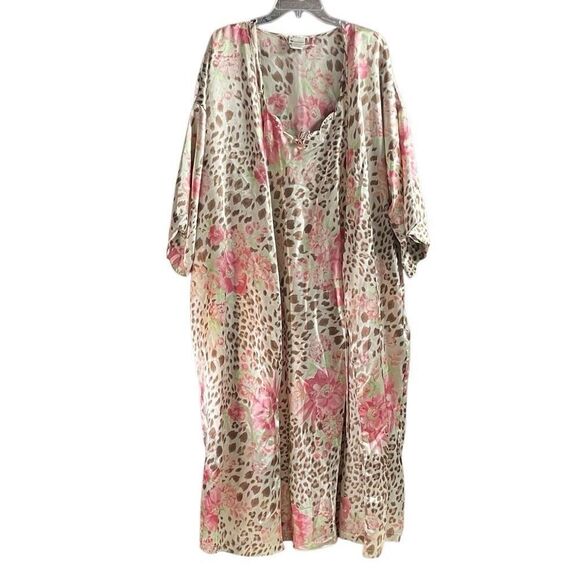 Enchanted | Intimates & Sleepwear | Enchantedwomens 2 Piece Robe Gown ...